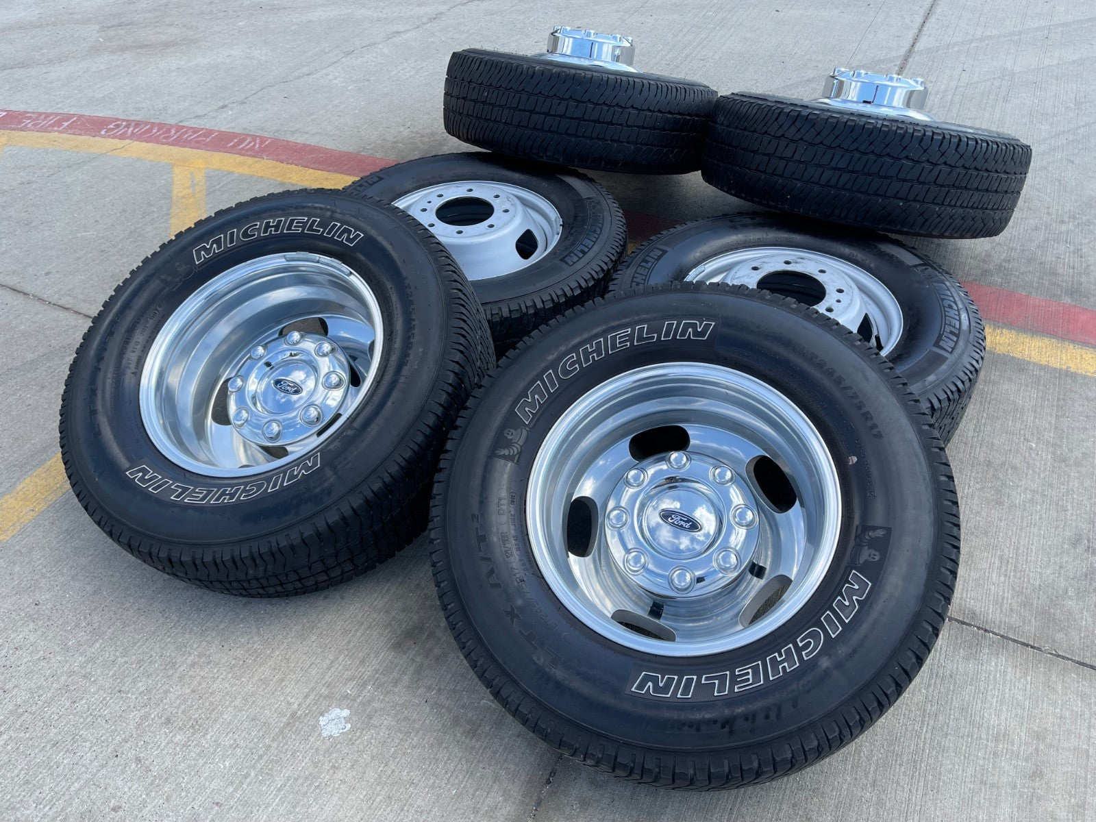 Ford F350 Dually Bolt Patternnull