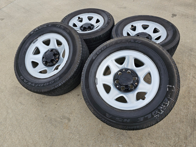 Shop OEM 17" Chevy Tahoe PPV OEM Police Package 8111 wheels rims tires ...