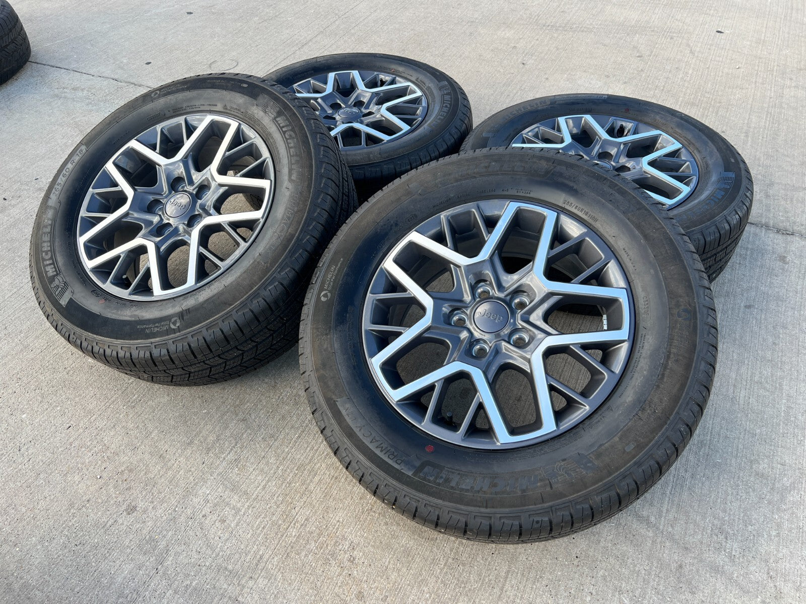 Shop OEM 18" Jeep Grand Cherokee OEM wheels rims 9331 Wrangler ...