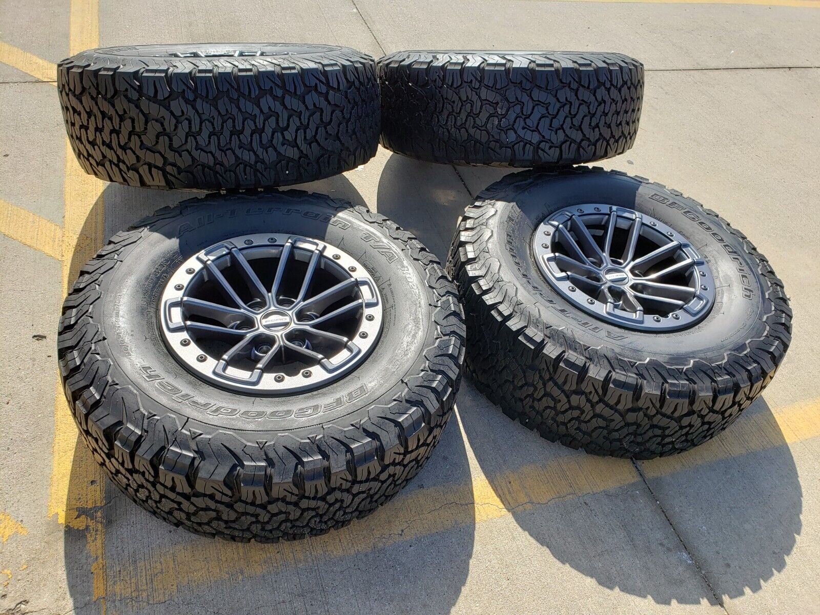 17" Ford F-150 Raptor OEM rims wheels BEADLOCK 96450 Expedition 2019 2 ...