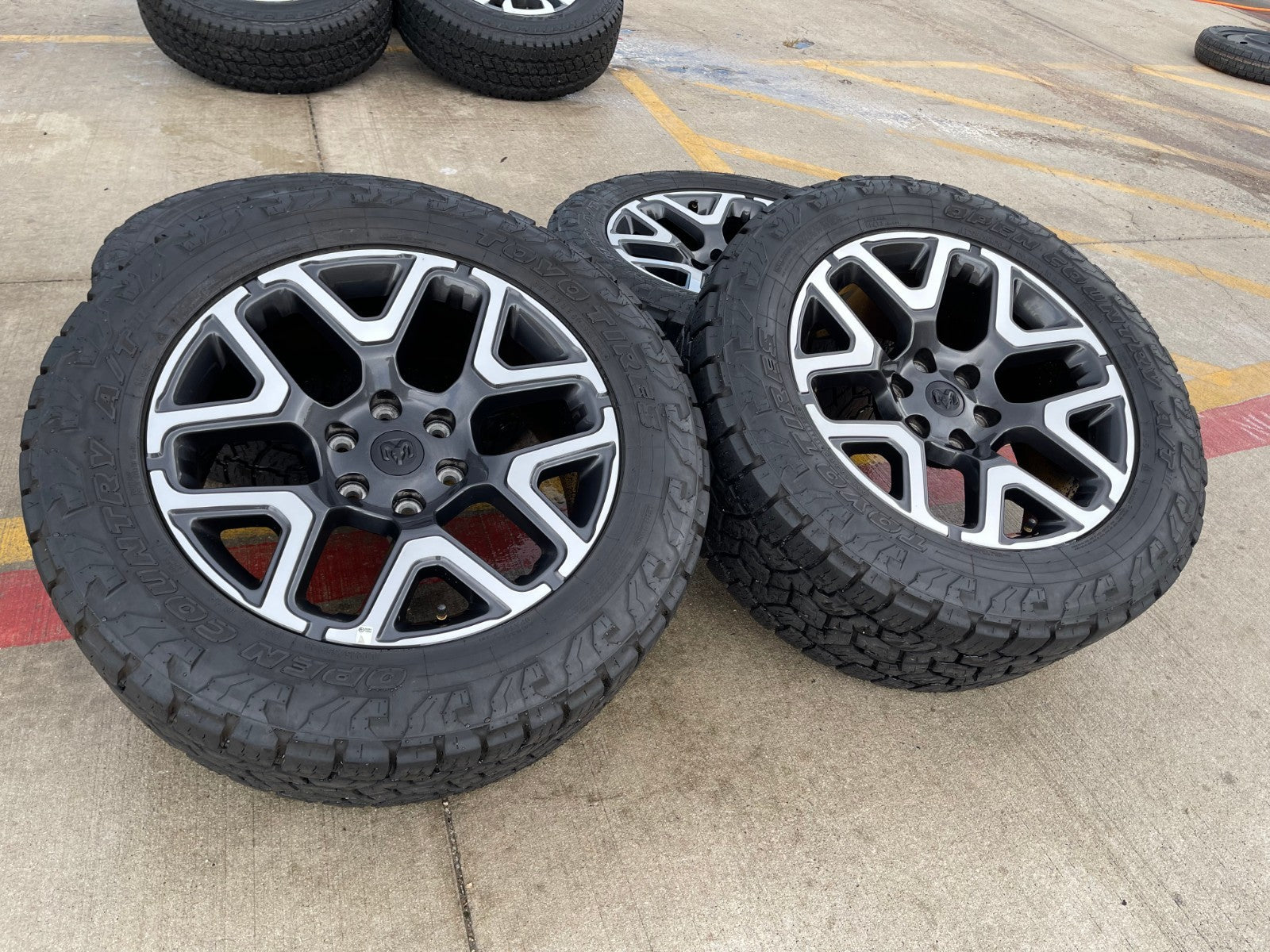 Shop OEM 20" Dodge Ram 1500 OEM 94059 Laramie wheels rims 68583860AA ...