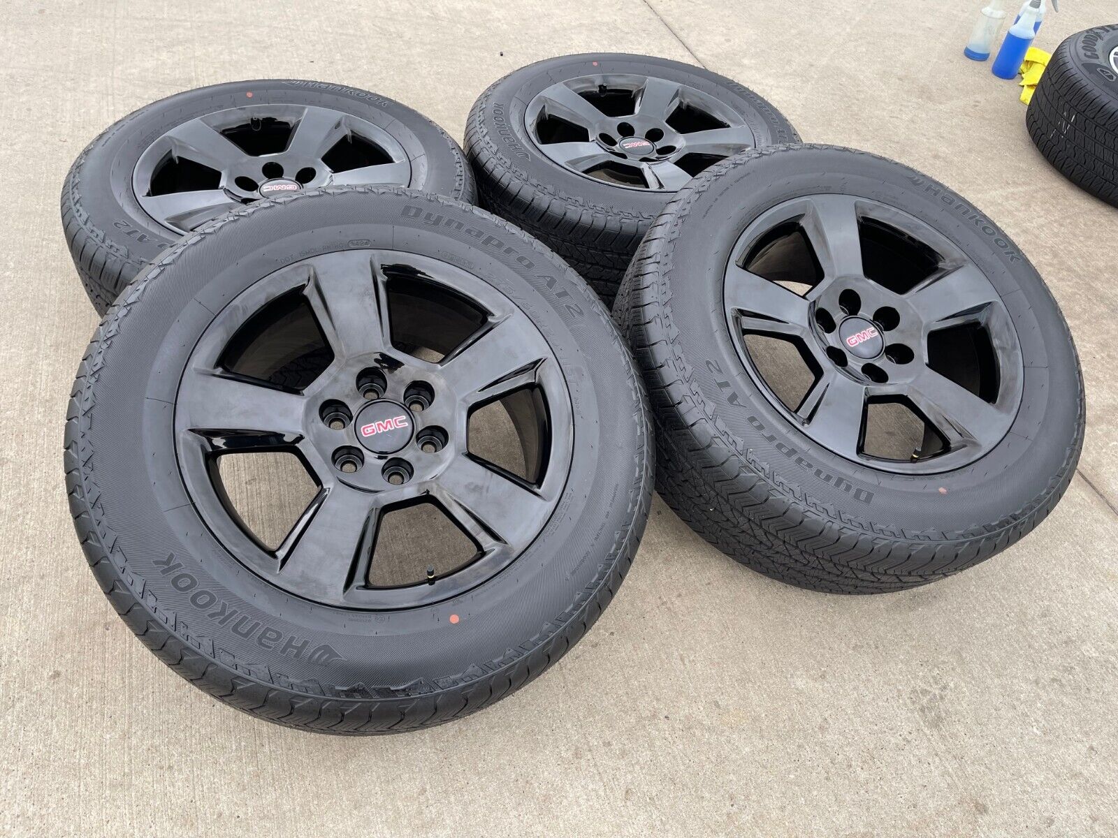 20" Chevy Silverado 1500 Tahoe Suburban OEM wheels rims 5652 tires GMC ...