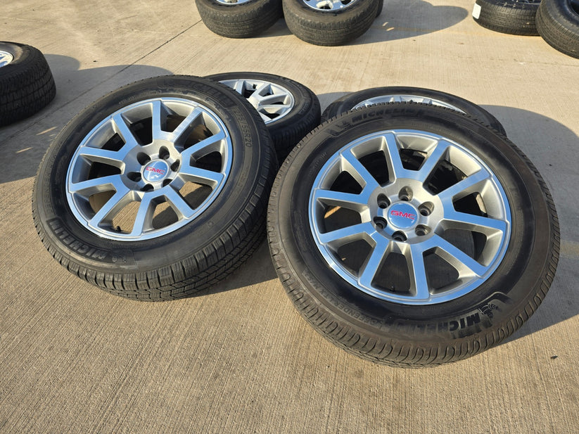 Shop OEM 20" GMC Sierra Yukon DENALI OEM wheels rims 5699 5644 MICHELIN ...