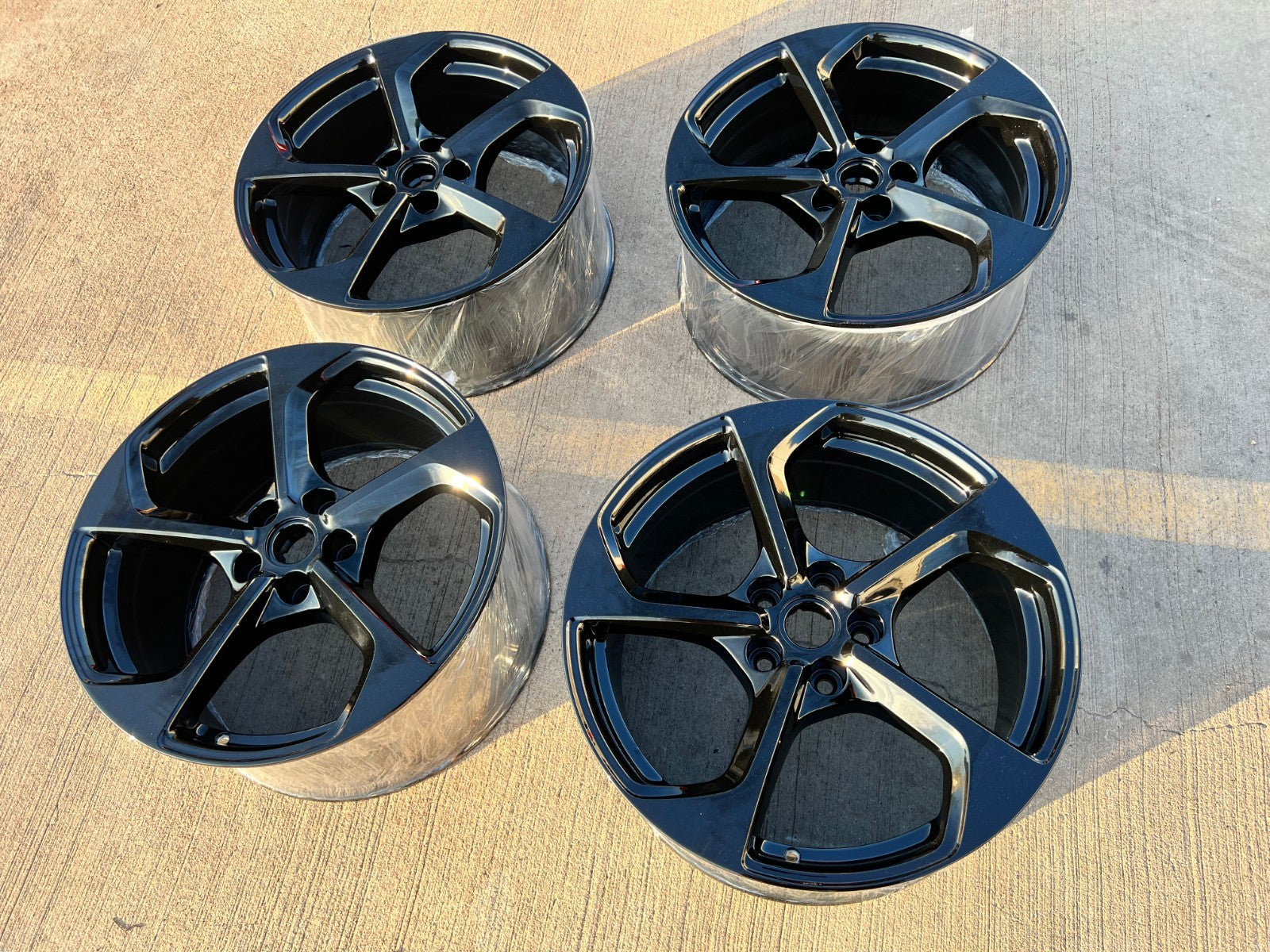 Shop OEM 20" Lucid Air OEM Grand Touring 95709 95710 wheels rims 2023 ...