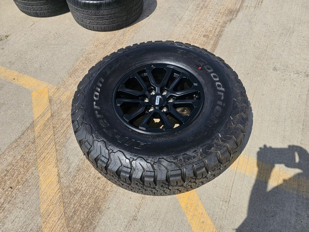 Shop OEM 17" Ford F-150 Raptor OEM rim wheel Bronco spare 2021 2022 ...