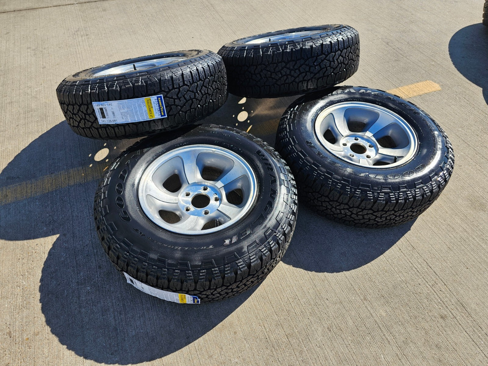 Shop OEM 15" Chevy S10 Blazer Chevy wheels rims 5063 GMC NEW tires ...