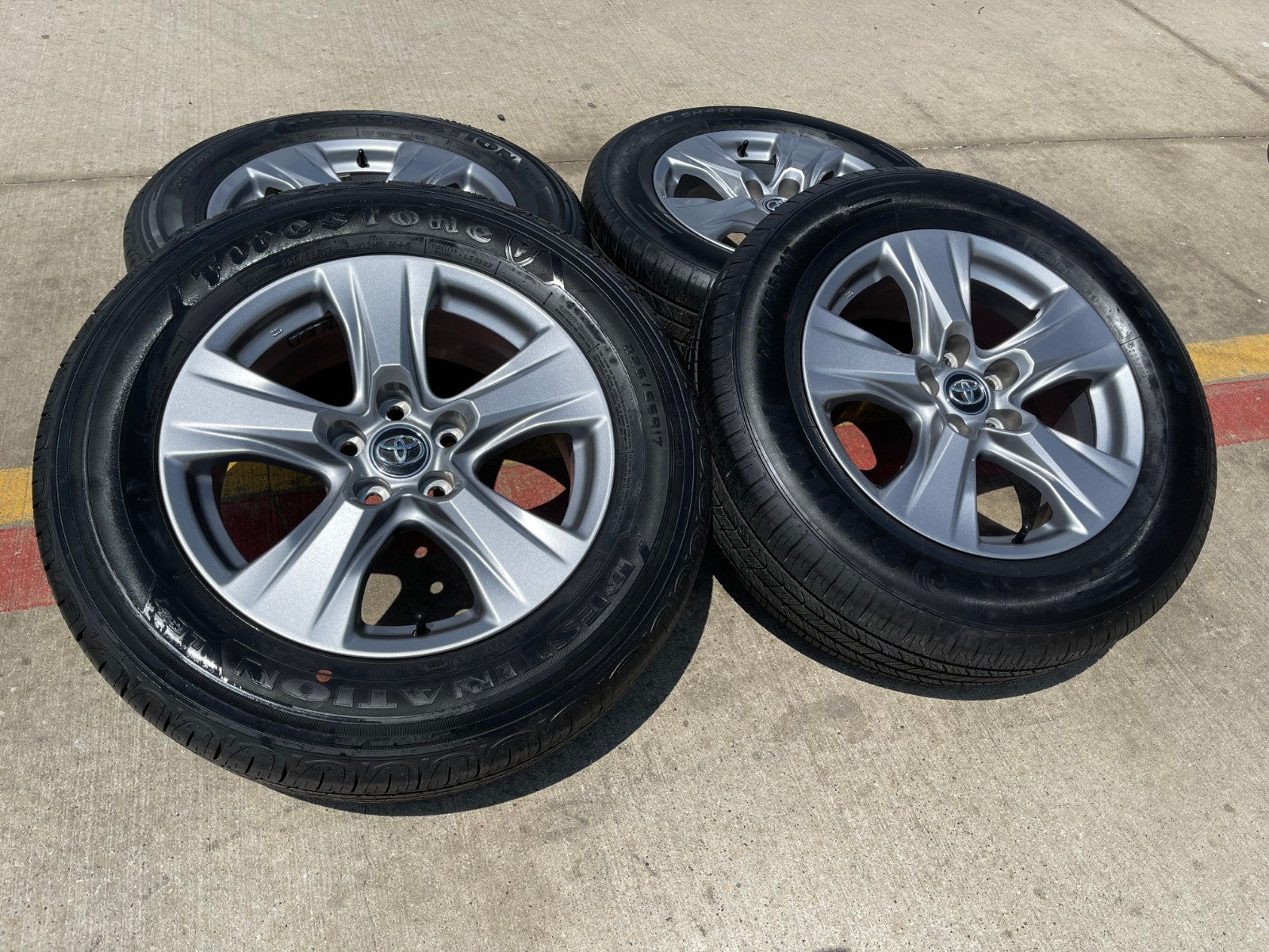 Shop OEM 17" Toyota RAV4 OEM wheels rims 75240 Sienna CH-R tires Tire ...