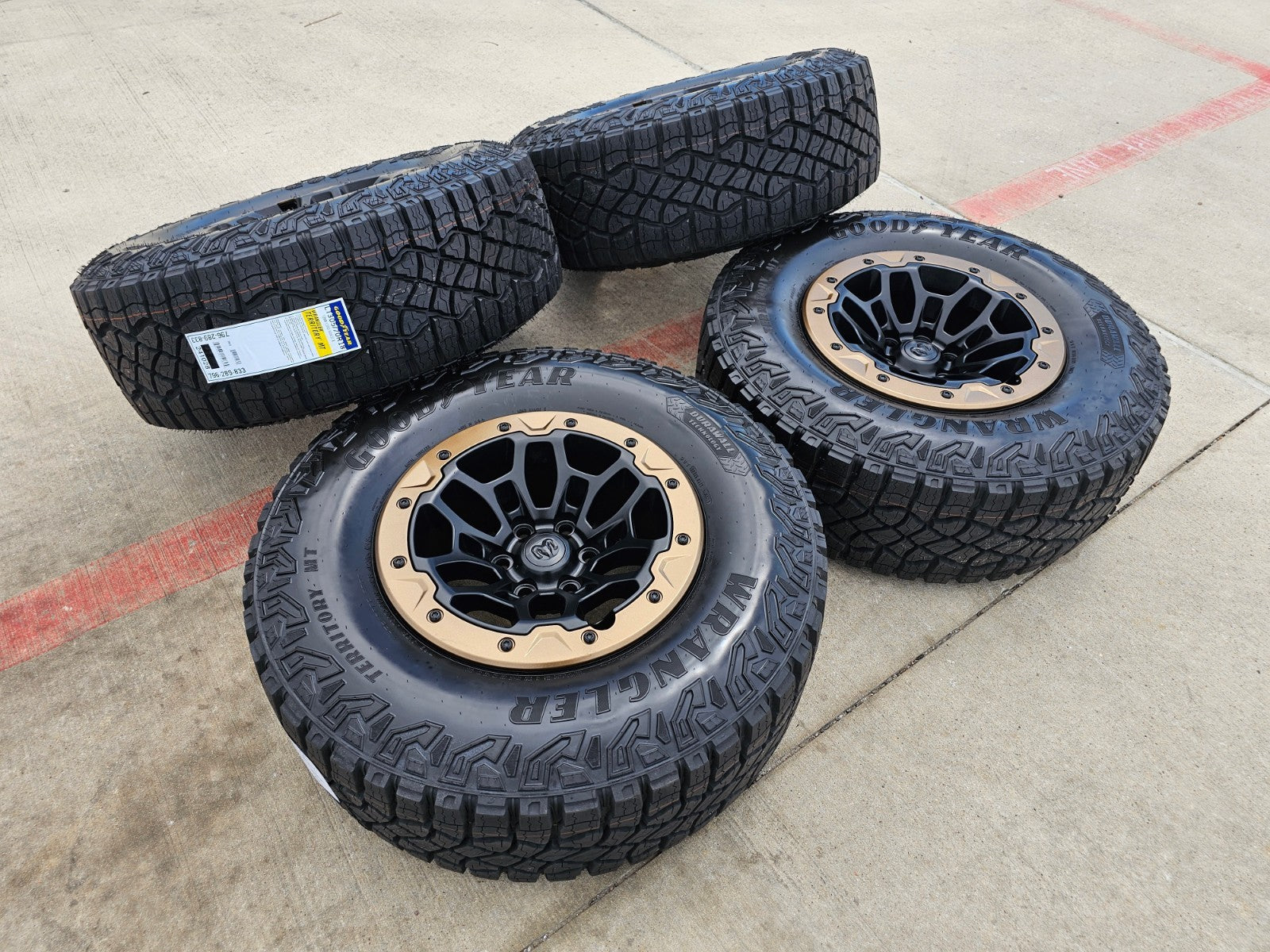 Shop OEM 18" Dodge Ram 1500 TRX Beadlock OEM bronze RHO wheels rims ...