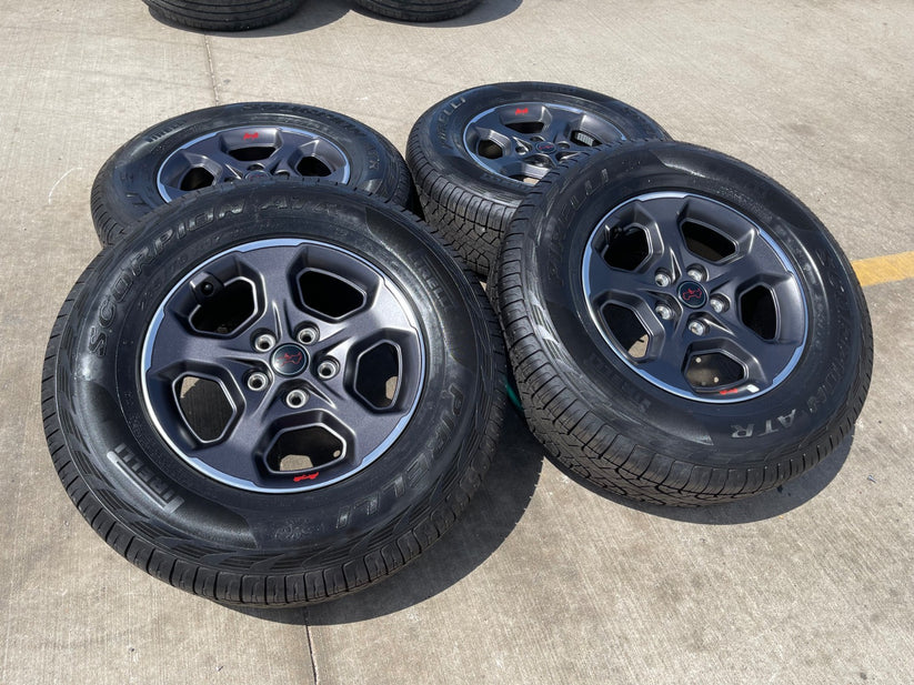 Shop OEM NEW 17" Jeep Gladiator RUBICON OEM wheels rims Wrangler RIM ...