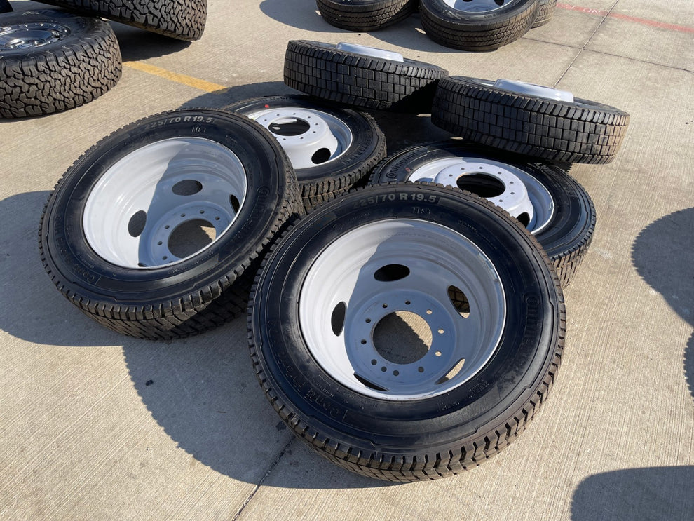 Shop OEM 19.5" Ford F-450 Dually F-550 rims wheels RAM 4500 OEM 10x225 ...